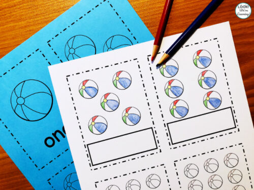 Free Printable Flashcards Counting Beach Balls - Look! We're Learning!
