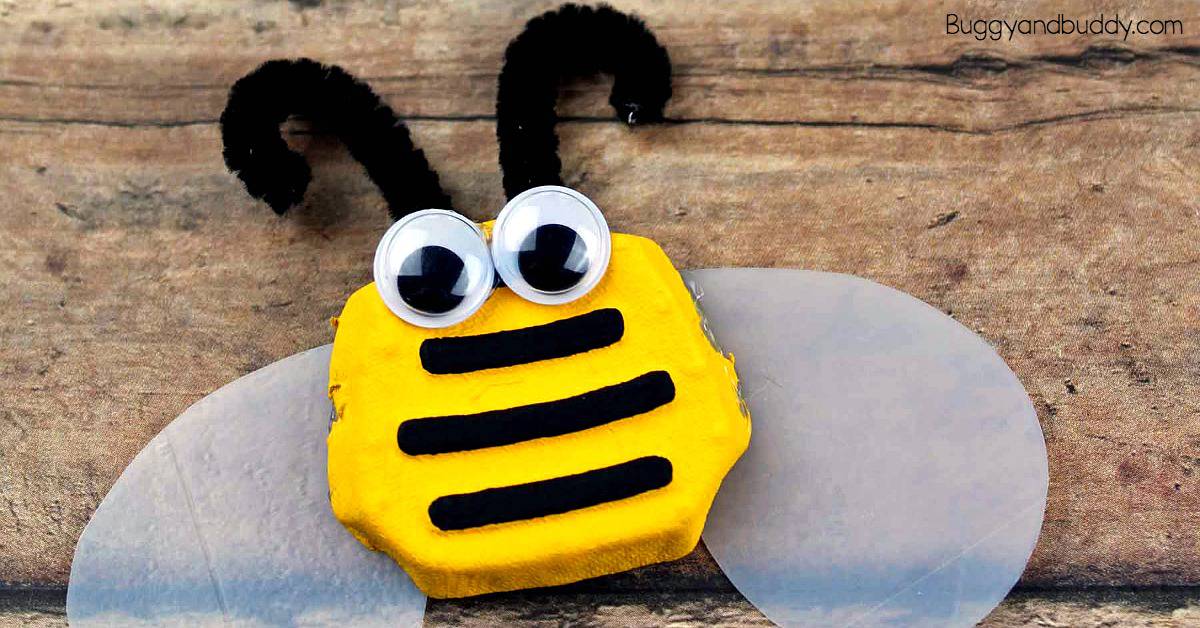 Over 25 Easy Recycled Craft Ideas for Kids to Make